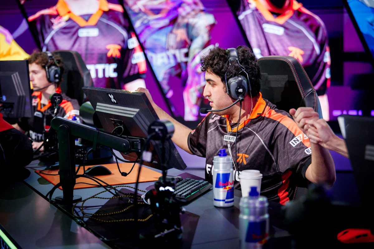 FNATIC Make it Past NAVI in Nerve-Racking Series Going All Three Maps ...